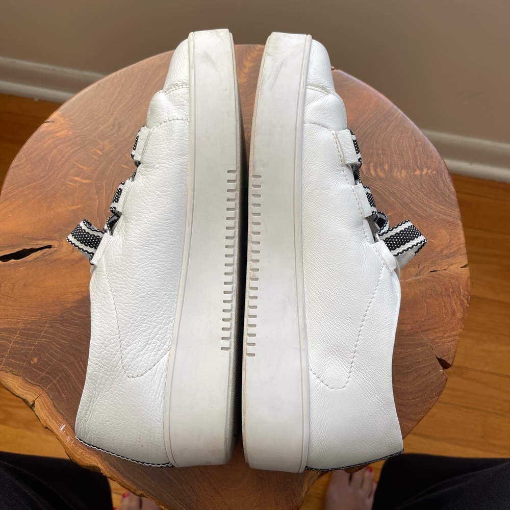 Silent D White Leather Velcro Sneakers Size 40 Size 10 - Gem